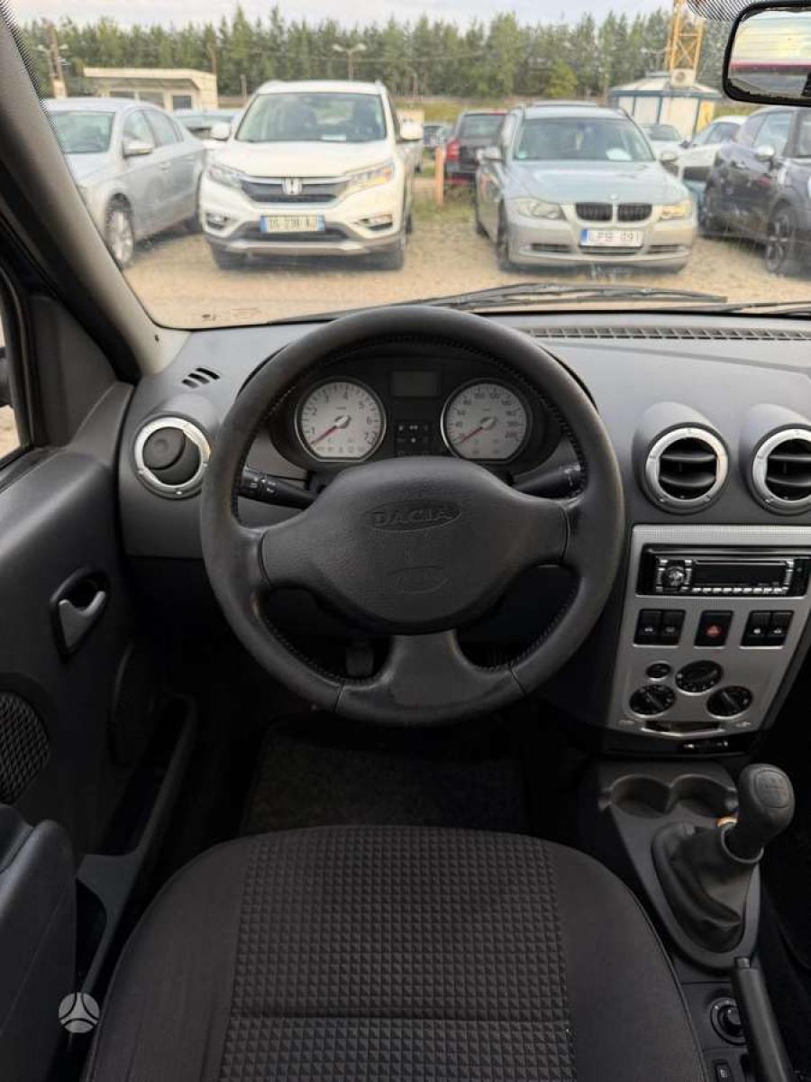 Zils Dacia Logan 2007 Viļņa, ar dzinēja tilpumu 1.60 L un nobraukumu 197 tūkst. km par 1490 €, foto 11 vietnē AUTOMOTO.COM.LV