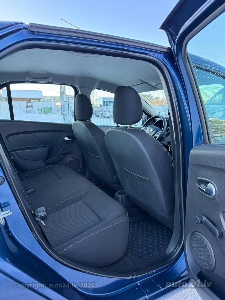 Blue Dacia Logan 2018 in Tallinn, with an engine capacity of 0.90 L and mileage of 55 thousand km for 4500 €, photo 10 on AUTOMOTO.COM.LV