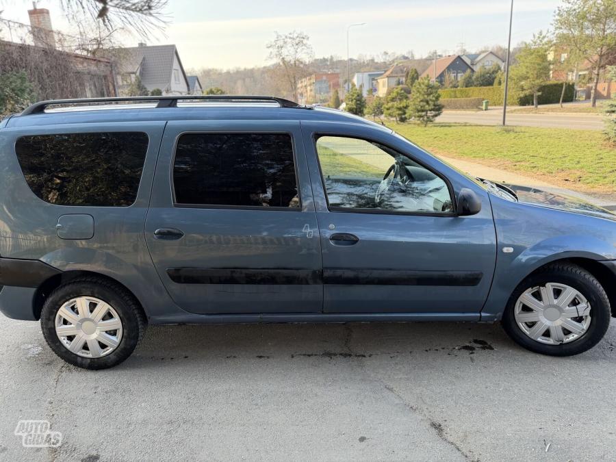 Blue Dacia Logan 2007 in Kaunas, with an engine capacity of 1.50 L and mileage of 400 thousand km for 2050 €, photo 4 on AUTOMOTO.COM.LV