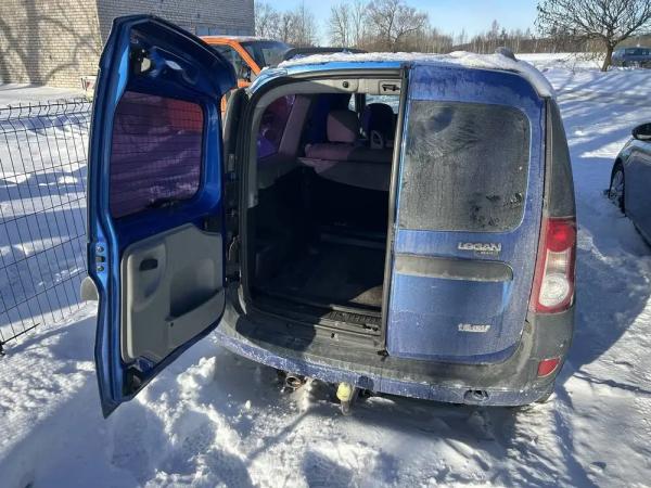 Zils Dacia Logan 2007 Grobiņa, ar dzinēja tilpumu 1.60 L un nobraukumu 260 tūkst. km par 2500 €, foto 5 vietnē AUTOMOTO.COM.LV
