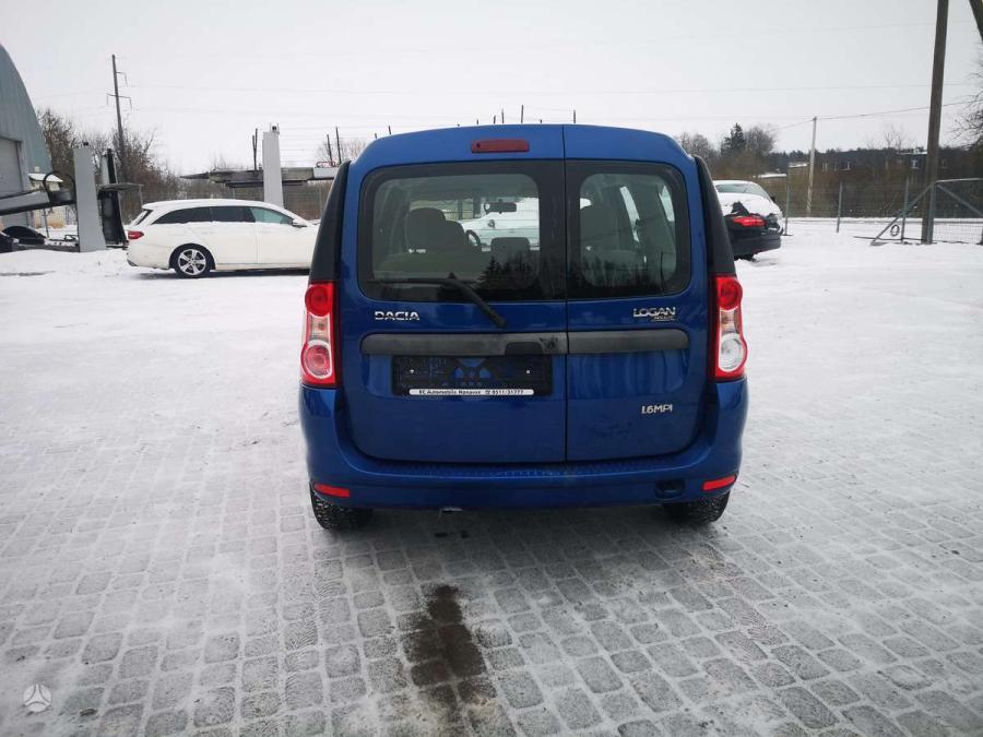 Blue Dacia Logan 2010 in Radviliskis, with an engine capacity of 1.60 L and mileage of 150 thousand km for 1850 €, photo 15 on AUTOMOTO.COM.LV