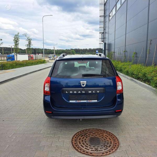 Blue Dacia Logan 2016 in Vilnius, with an engine capacity of 0.90 L and mileage of 172 thousand km for 3950 €, photo 8 on AUTOMOTO.COM.LV