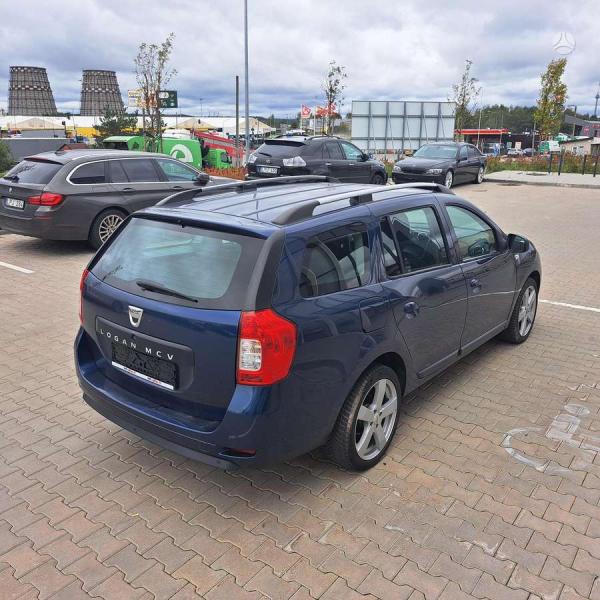 Dacia Logan 2016 Viļņa vietnē Zils Dacia Logan 2016 Viļņa, ar dzinēja tilpumu 0.90 L un nobraukumu 182 tūkst. km par 3650 €, foto 10 vietnē AUTOMOTO.COM.LV