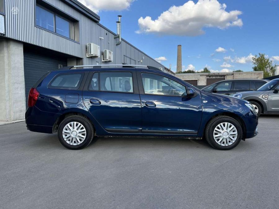 Blue Dacia Logan 2018 in Siauliai, with an engine capacity of 0.90 L and mileage of 134 thousand km for 3850 €, photo 8 on AUTOMOTO.COM.LV