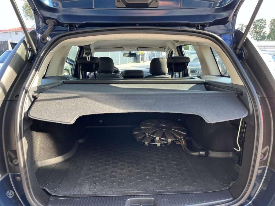 Blue Dacia Logan 2018 in Siauliai, with an engine capacity of 0.90 L and mileage of 134 thousand km for 3850 €, photo 15 on AUTOMOTO.COM.LV