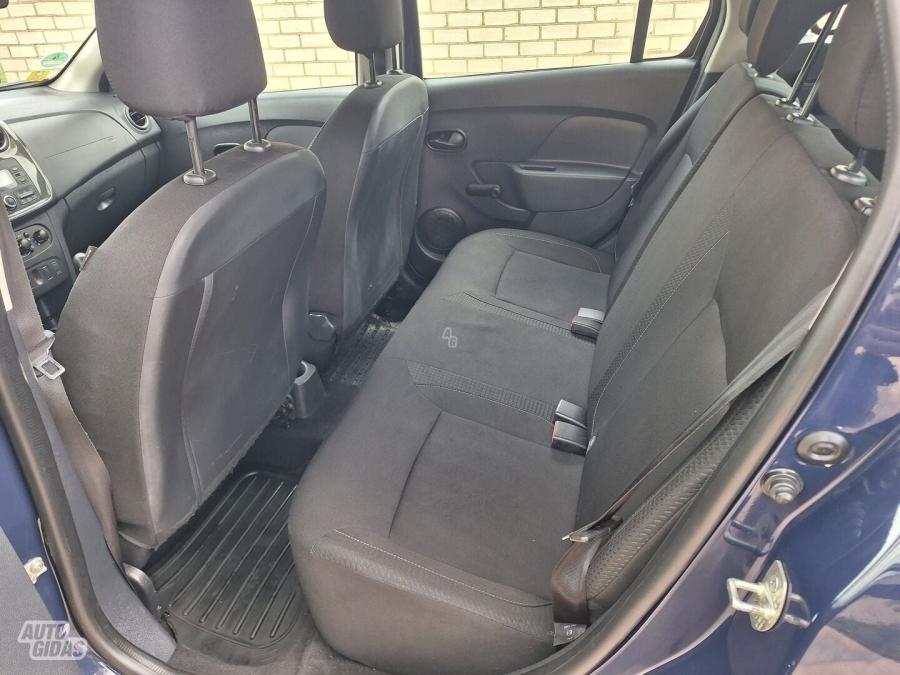 Zils Dacia Logan 2018 Marijampole, ar dzinēja tilpumu 1.00 L un nobraukumu 72 tūkst. km par 3950 €, foto 10 vietnē AUTOMOTO.COM.LV