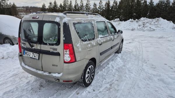 Brown Dacia Logan 2010 in Klaipeda, with an engine capacity of 1.50 L and mileage of 285 thousand km for 1700 €, photo 4 on AUTOMOTO.COM.LV