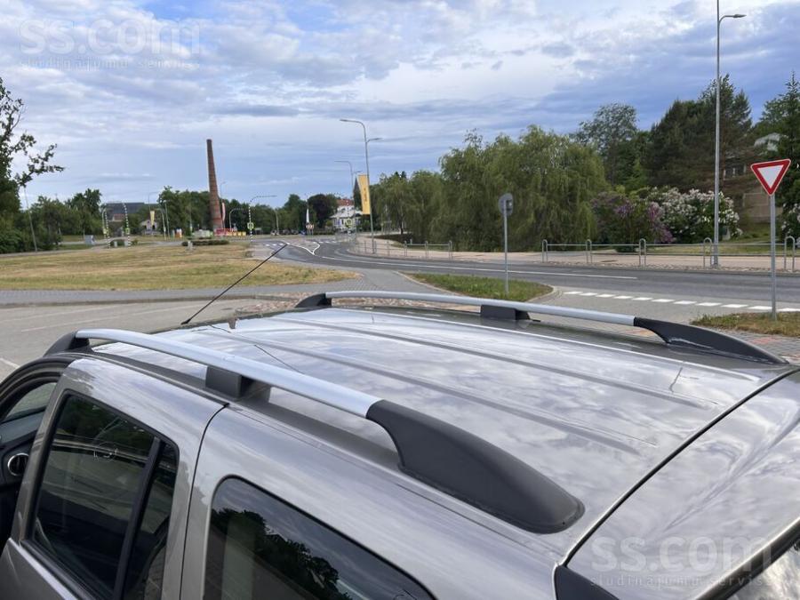 Brūns Dacia Logan 2016 Saldus, ar dzinēja tilpumu 1.50 L un nobraukumu 92 tūkst. km par 5200 €, foto 18 vietnē AUTOMOTO.COM.LV