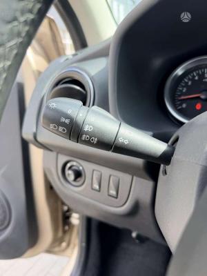 Brown Dacia Logan 2018 in Taurage, with an engine capacity of 0.90 L and mileage of 175 thousand km for 5999 €, photo 11 on AUTOMOTO.COM.LV