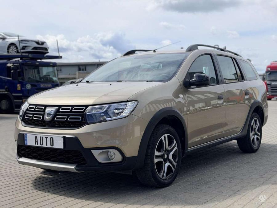Brown Dacia Logan 2018 in Taurage, with an engine capacity of 0.90 L and mileage of 175 thousand km for 5499 €, photo 5 on AUTOMOTO.COM.LV