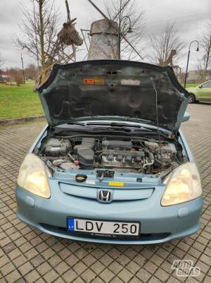 Green Dacia Logan 2012 in Siauliai, with an engine capacity of 1.60 L and mileage of 256 thousand km for 1400 €, photo 17 on AUTOMOTO.COM.LV