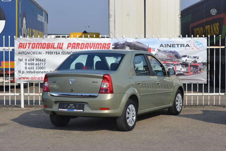 Zaļš Dacia Logan 2009 Marijampole, ar dzinēja tilpumu 1.60 L un nobraukumu 140 tūkst. km par 2200 €, foto 4 vietnē AUTOMOTO.COM.LV