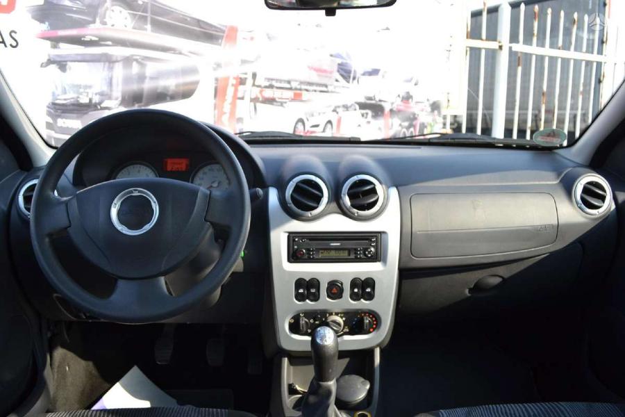 Zaļš Dacia Logan 2009 Marijampole, ar dzinēja tilpumu 1.60 L un nobraukumu 140 tūkst. km par 2200 €, foto 13 vietnē AUTOMOTO.COM.LV