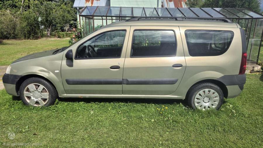 Zaļš Dacia Logan 2008 Kauņa, ar dzinēja tilpumu 1.46 L un nobraukumu 130 tūkst. km par 2000 €, foto 1 vietnē AUTOMOTO.COM.LV