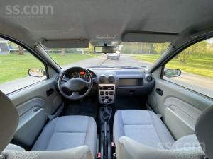 Pelēks Dacia Logan 2006 Rīga, ar dzinēja tilpumu 1.40 L un nobraukumu 0 tūkst. km par 1996 €, foto 17 vietnē AUTOMOTO.COM.LV