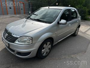 Серый Дачия Логан 2009 в Рига, объемом двигателя 1.60 л и пробегом 214 тыс. км за 1950 €, фото  на AUTOMOTO.COM.LV