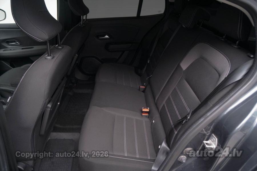 Pelēks Dacia Logan 2022 Tallina, ar dzinēja tilpumu 1.00 L un nobraukumu 46 tūkst. km par 10990 €, foto 10 vietnē AUTOMOTO.COM.LV