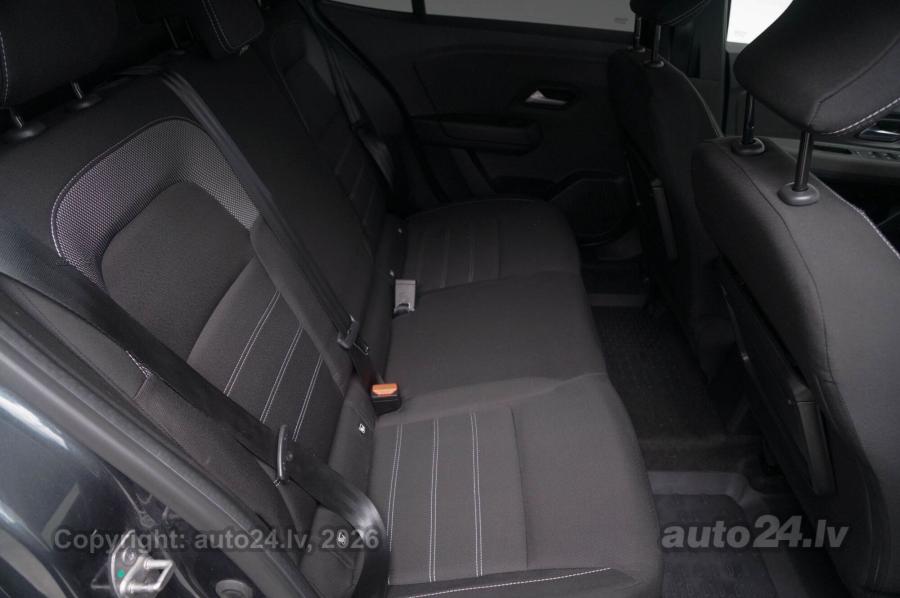 Pelēks Dacia Logan 2022 Tallina, ar dzinēja tilpumu 1.00 L un nobraukumu 46 tūkst. km par 10990 €, foto 12 vietnē AUTOMOTO.COM.LV