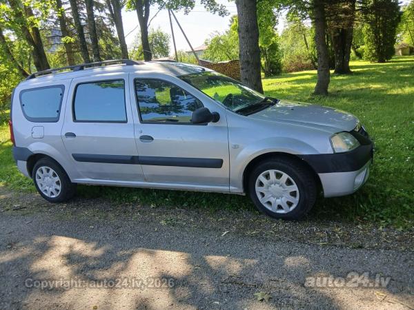 Серый Дачия Логан 2008 в Таллин, объемом двигателя 1.60 л и пробегом 230 тыс. км за 1000 €, фото 1 на AUTOMOTO.COM.LV