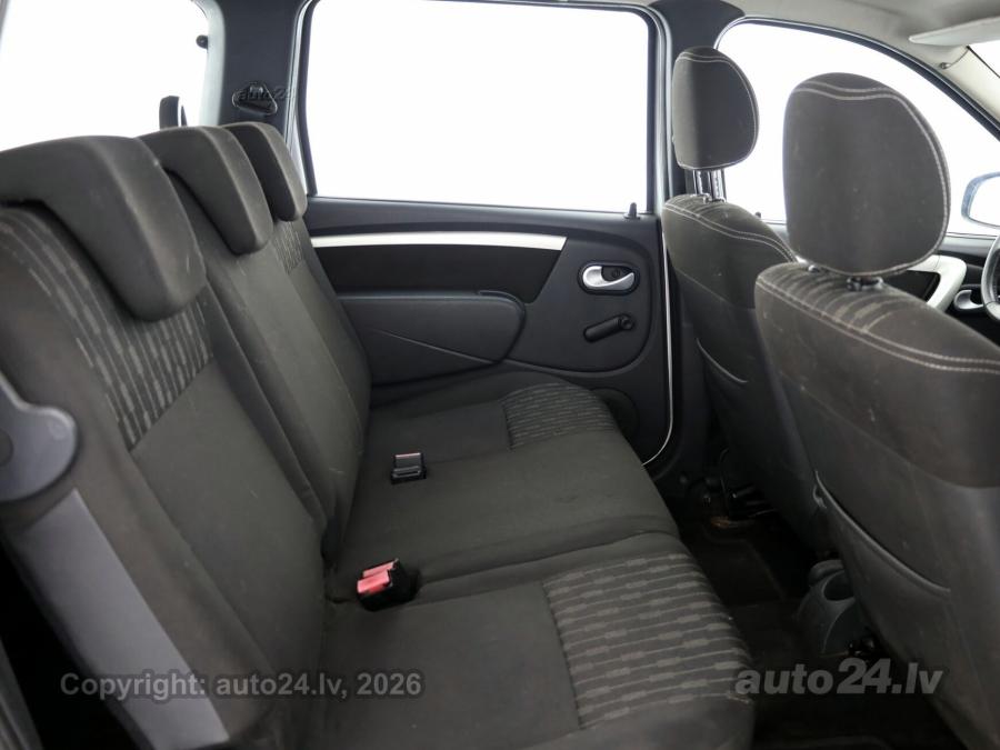Grey Dacia Logan 2012 in Tallinn, with an engine capacity of 1.60 L and mileage of 195 thousand km for 1299 €, photo 8 on AUTOMOTO.COM.LV