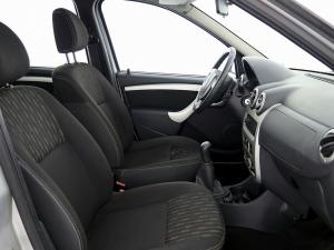 Pelēks Dacia Logan 2012 Tallina, ar dzinēja tilpumu 1.60 L un nobraukumu 195 tūkst. km par 1299 €, foto 15 vietnē AUTOMOTO.COM.LV