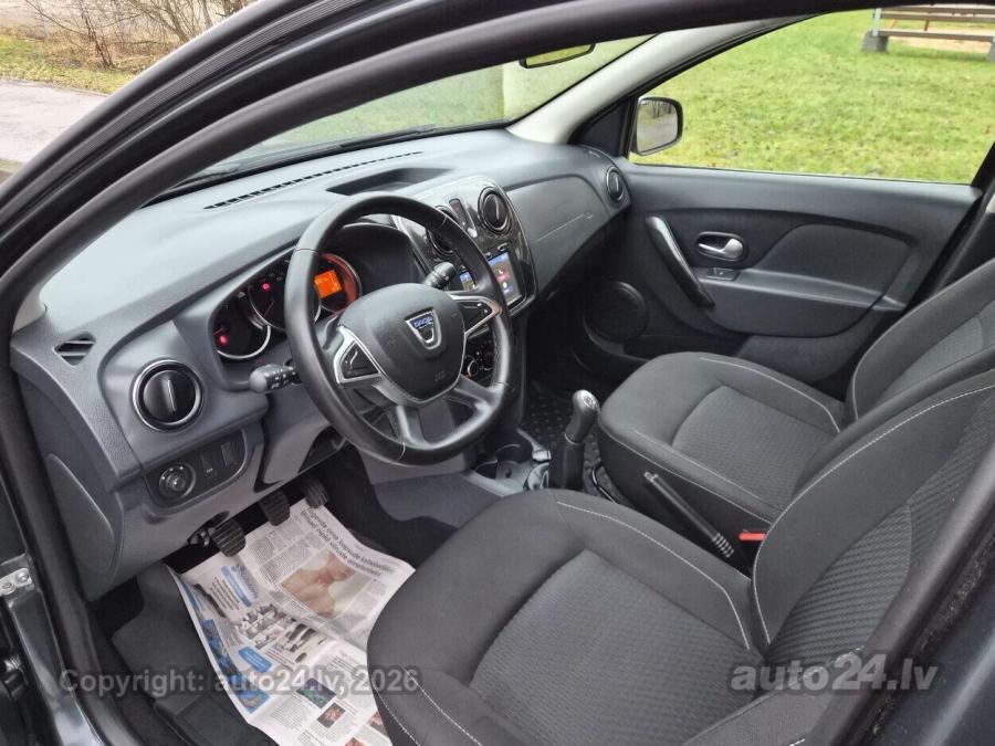 Pelēks Dacia Logan 2018 Tallina, ar dzinēja tilpumu 0.90 L un nobraukumu 54 tūkst. km par 7990 €, foto 16 vietnē AUTOMOTO.COM.LV