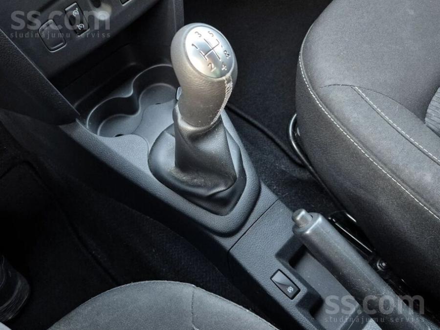 Pelēks Dacia Logan 2019 Rīga, ar dzinēja tilpumu 1.50 L un nobraukumu 95 tūkst. km par 5990 €, foto 12 vietnē AUTOMOTO.COM.LV