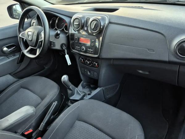 Pelēks Dacia Logan 2019 Rīga, ar dzinēja tilpumu 1.50 L un nobraukumu 95 tūkst. km par 5990 €, foto 9 vietnē AUTOMOTO.COM.LV