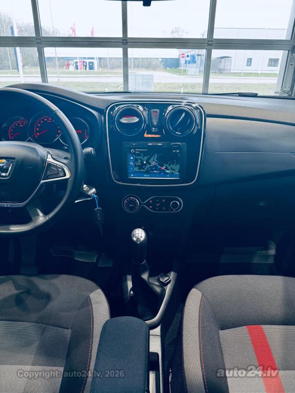 Grey Dacia Logan 2020 in Parnu, with an engine capacity of 1.50 L and mileage of 34 thousand km for 9400 €, photo 5 on AUTOMOTO.COM.LV