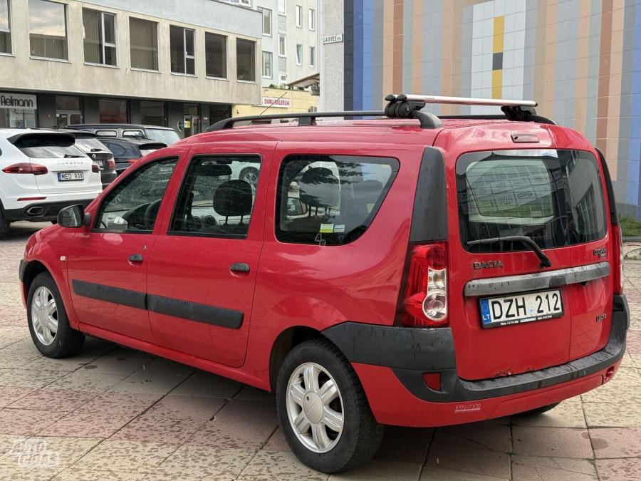 Sarkans Dacia Logan 2008 Viļņa, ar dzinēja tilpumu 1.50 L un nobraukumu 135 tūkst. km par 1160 €, foto 4 vietnē AUTOMOTO.COM.LV