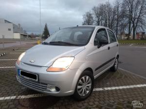 Red Dacia Logan 2012 in Vilkaviskis, with an engine capacity of 0.80 L and mileage of 140 thousand km for 1250 €, photo 3 on AUTOMOTO.COM.LV