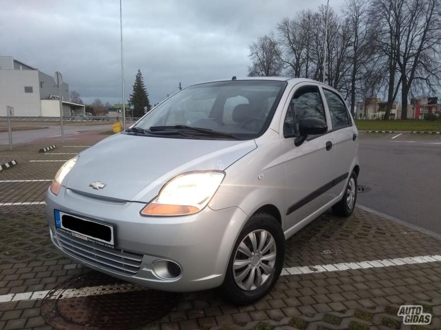 Red Dacia Logan 2012 in Vilkaviskis, with an engine capacity of 0.80 L and mileage of 140 thousand km for 1250 €, photo 3 on AUTOMOTO.COM.LV