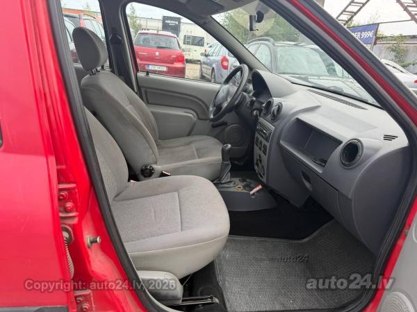 Red Dacia Logan 2007 in Tallinn, with an engine capacity of 1.40 L and mileage of 326 thousand km for 399 €, photo 7 on AUTOMOTO.COM.LV