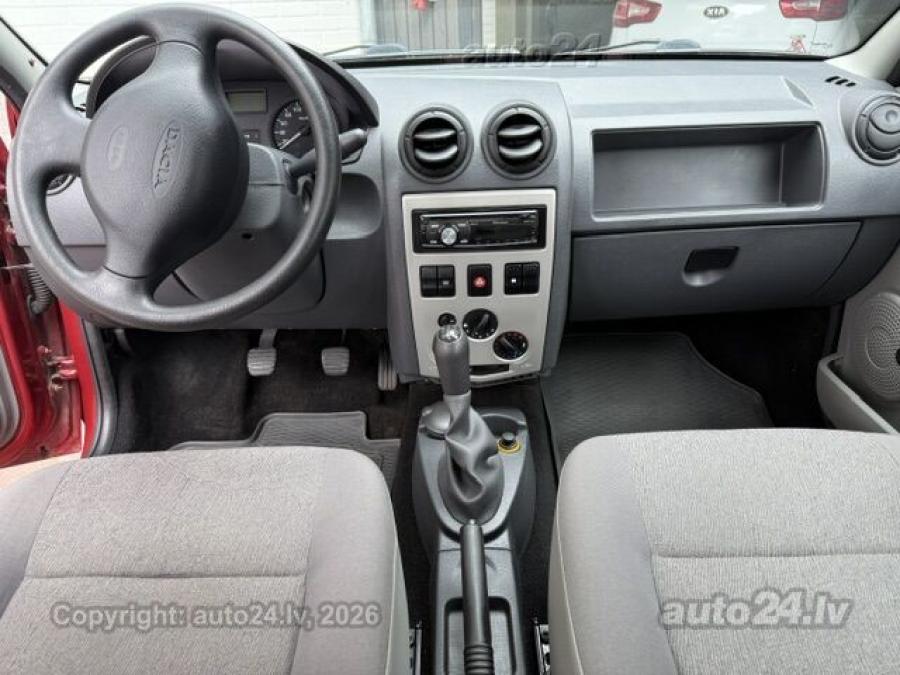 Sarkans Dacia Logan 2008 Tallina, ar dzinēja tilpumu 1.40 L un nobraukumu 28 tūkst. km par 2800 €, foto 4 vietnē AUTOMOTO.COM.LV
