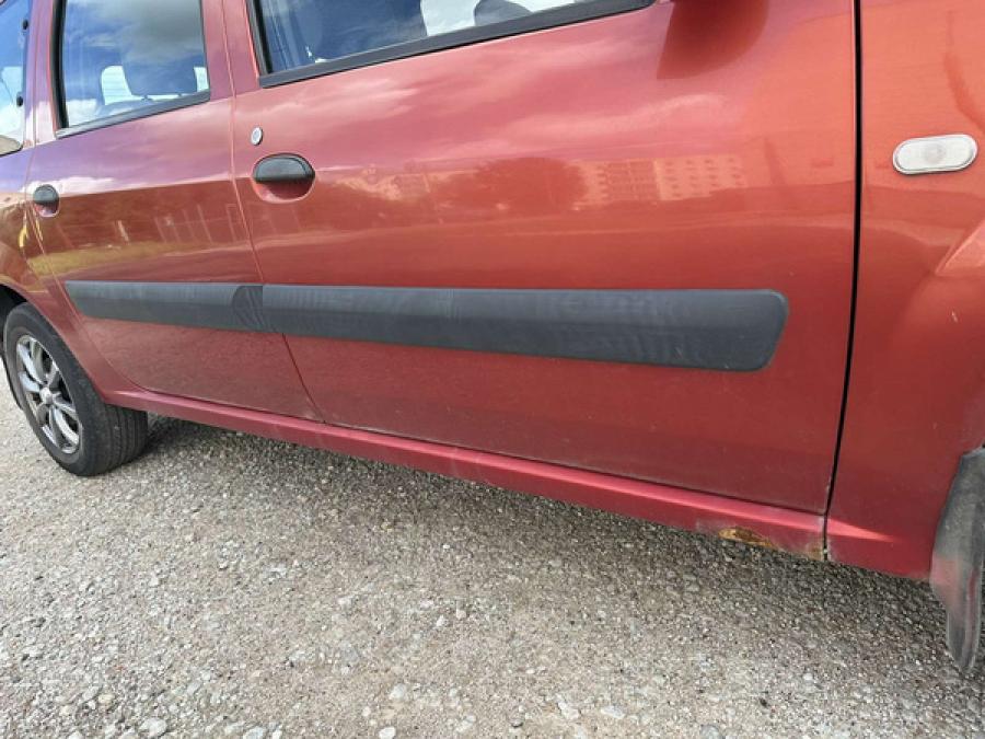 Sarkans Dacia Logan 2008 Narva, ar dzinēja tilpumu 1.60 L un nobraukumu 207 tūkst. km par 700 €, foto 8 vietnē AUTOMOTO.COM.LV