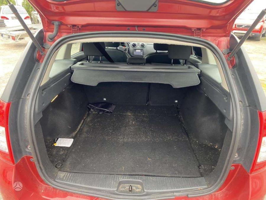 Sarkans Dacia Logan 2017 Radviliškis, ar dzinēja tilpumu 1.46 L un nobraukumu 209 tūkst. km par 2950 €, foto 13 vietnē AUTOMOTO.COM.LV