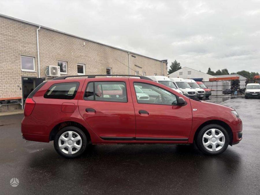 Red Dacia Logan 2017 in Radviliskis, with an engine capacity of 1.46 L and mileage of 209 thousand km for 5250 €, photo 9 on AUTOMOTO.COM.LV