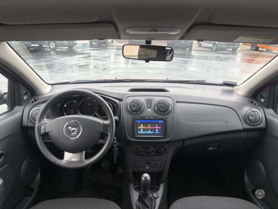 Red Dacia Logan 2017 in Radviliskis, with an engine capacity of 1.46 L and mileage of 209 thousand km for 5250 €, photo 13 on AUTOMOTO.COM.LV