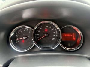 Red Dacia Logan 2017 in Radviliskis, with an engine capacity of 1.46 L and mileage of 209 thousand km for 5250 €, photo 14 on AUTOMOTO.COM.LV