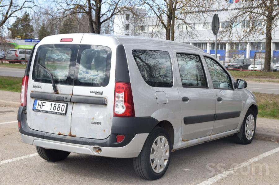 Dacia Logan 2008 in Riga, with an engine capacity of 1.60 L and mileage of 148 thousand km for 950 €, photo 3 on AUTOMOTO.COM.LV