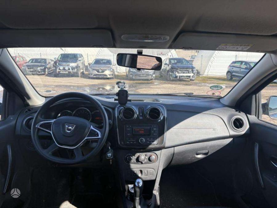 Dacia Logan 2017 Radviliškis, ar dzinēja tilpumu 1.46 L un nobraukumu 266 tūkst. km par 3650 €, foto 13 vietnē AUTOMOTO.COM.LV