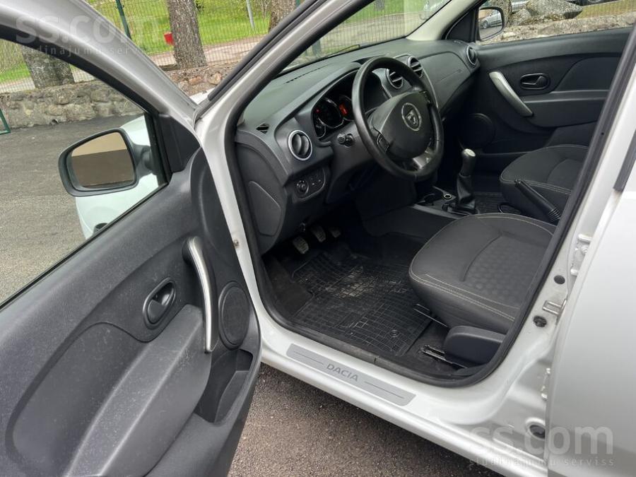 Balts Dacia Logan 2014 Dobele, ar dzinēja tilpumu 1.50 L un nobraukumu 219 tūkst. km par 3300 €, foto 14 vietnē AUTOMOTO.COM.LV