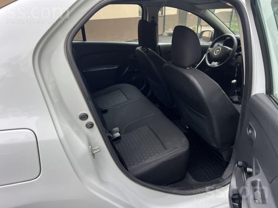 Balts Dacia Logan 2014 Dobele, ar dzinēja tilpumu 1.50 L un nobraukumu 219 tūkst. km par 3300 €, foto 16 vietnē AUTOMOTO.COM.LV