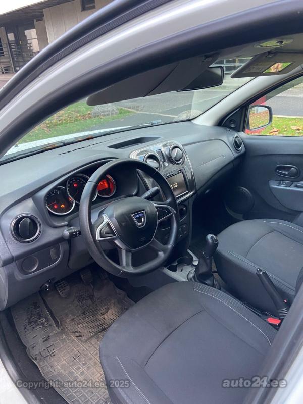 White Dacia Logan 2017 in Tallinn, with an engine capacity of 1.00 L and mileage of 240 thousand km for 3777 €, photo 11 on AUTOMOTO.COM.LV