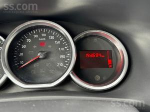 Balts Dacia Logan 2017 Rīga, ar dzinēja tilpumu 1.00 L un nobraukumu 194 tūkst. km par 3595 €, foto 13 vietnē AUTOMOTO.COM.LV