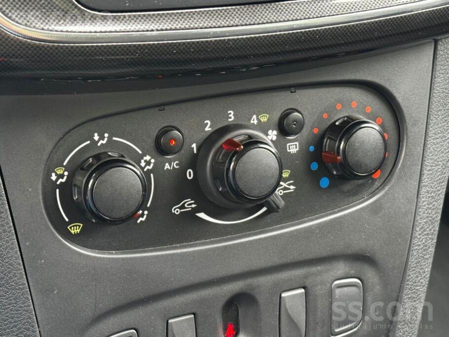 Balts Dacia Logan 2017 Rīga, ar dzinēja tilpumu 1.00 L un nobraukumu 194 tūkst. km par 3595 €, foto 15 vietnē AUTOMOTO.COM.LV