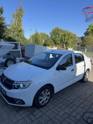 Balts Dacia Logan 2019 Tallina, ar dzinēja tilpumu 1.00 L un nobraukumu 111 tūkst. km par 4300 €, foto  vietnē AUTOMOTO.COM.LV