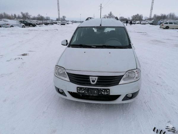 White Dacia Logan 2011 in Marijampole, with an engine capacity of 1.60 L and mileage of 117 thousand km for 1450 €, photo 8 on AUTOMOTO.COM.LV
