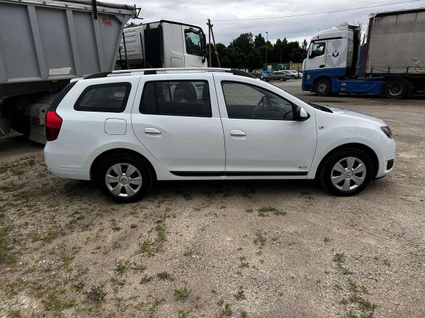 White Dacia Logan 2014 in Prienai, with an engine capacity of 1.46 L and mileage of 252 thousand km for 2500 €, photo 4 on AUTOMOTO.COM.LV