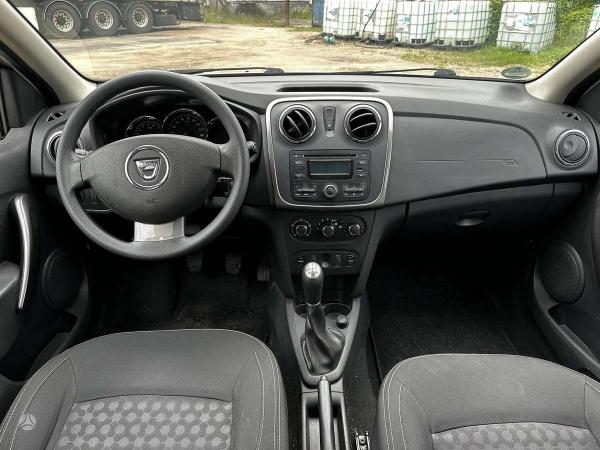 White Dacia Logan 2014 in Prienai, with an engine capacity of 1.46 L and mileage of 252 thousand km for 2500 €, photo 9 on AUTOMOTO.COM.LV